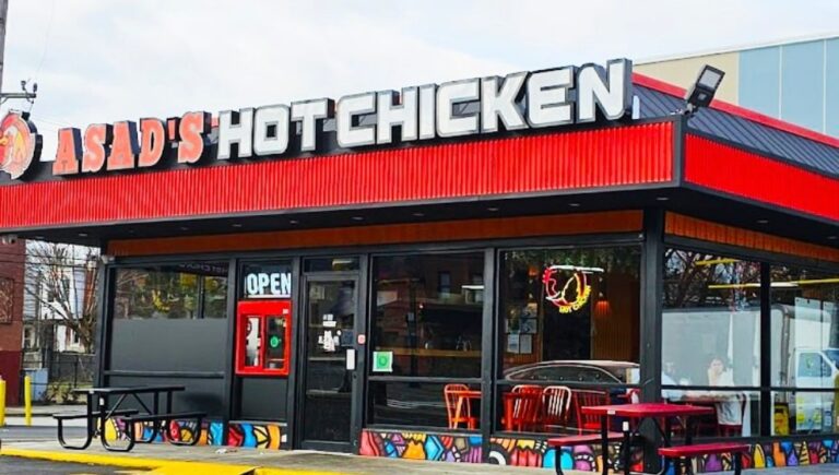 Popular Hot Chicken Chain Opens Second Bucks County Location in ...